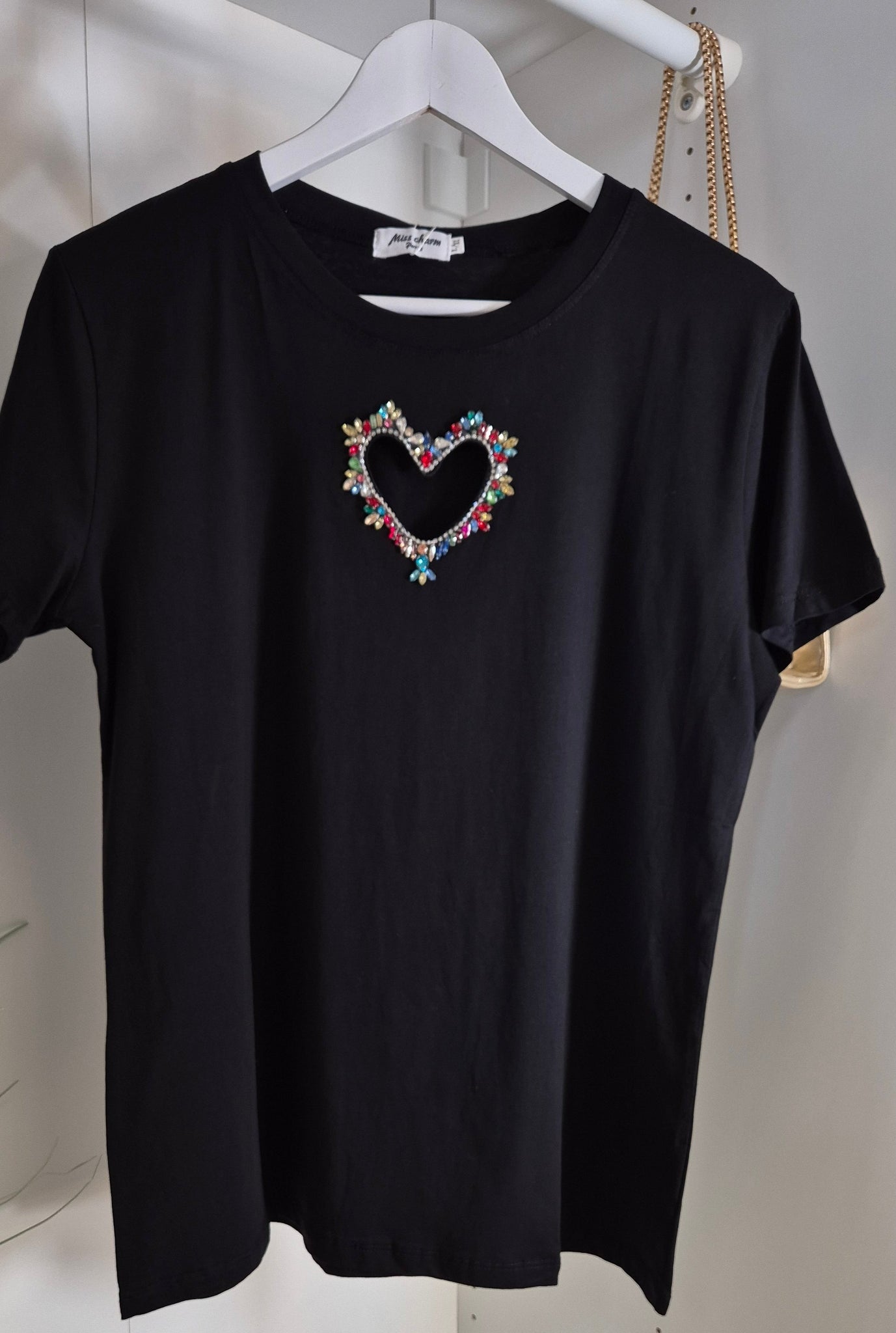 HEART Tee Shirt - Black – Queen Of Fashion